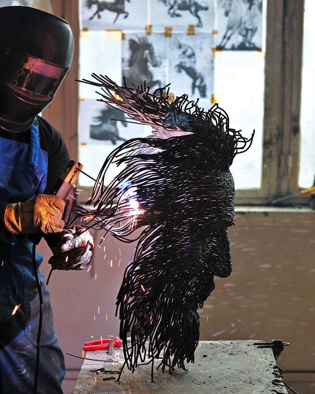 Artist Creates Superb Sculptures Using Industrial Metal Wires » Design ...