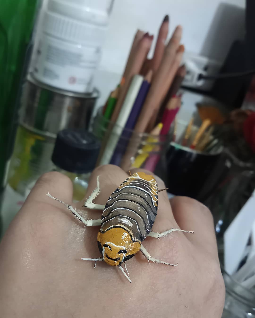 Self-Taught Artist Turns Dead Cockroaches Into Painted Works of Art ...