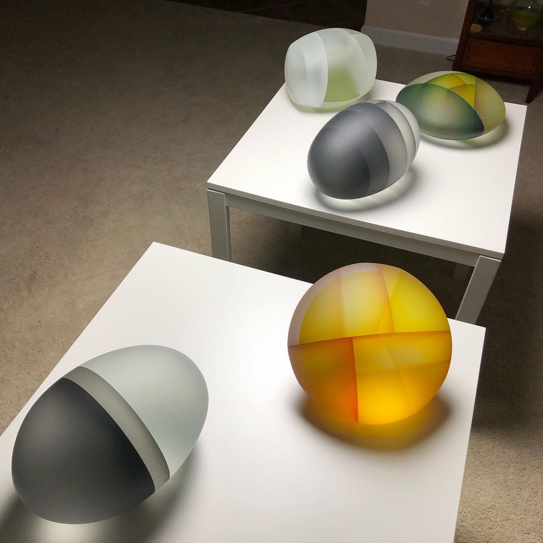 Artist Creates Segmented Glass Sculptures Inspired By The Cell Division ...