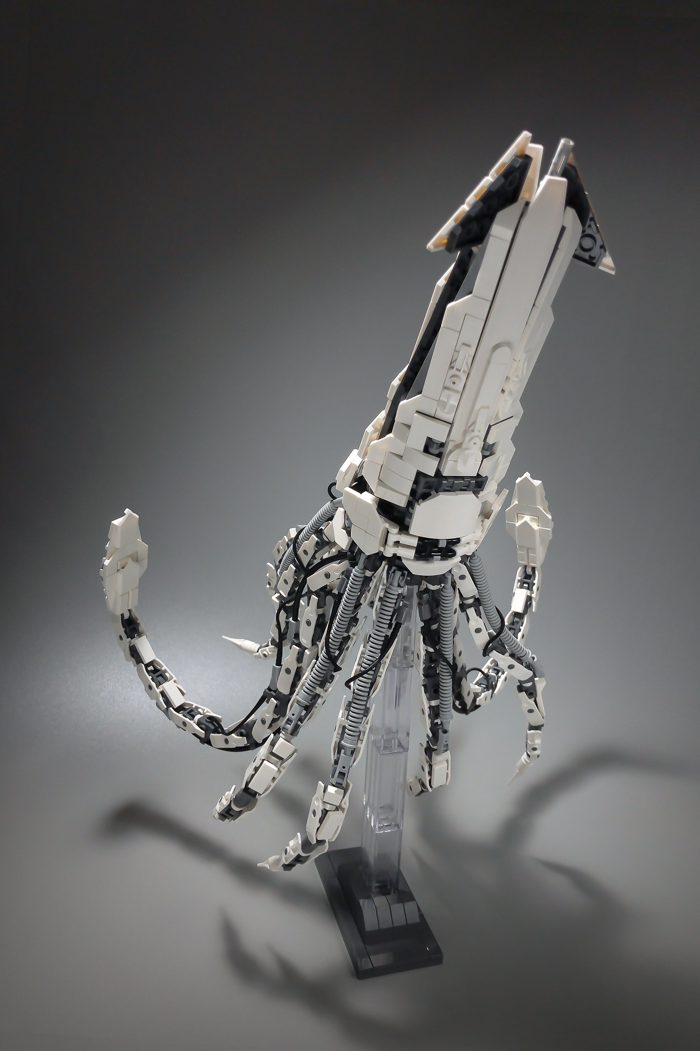 Japanese Artist Creates Superb Mecha Creatures Out of LEGO Bricks ...