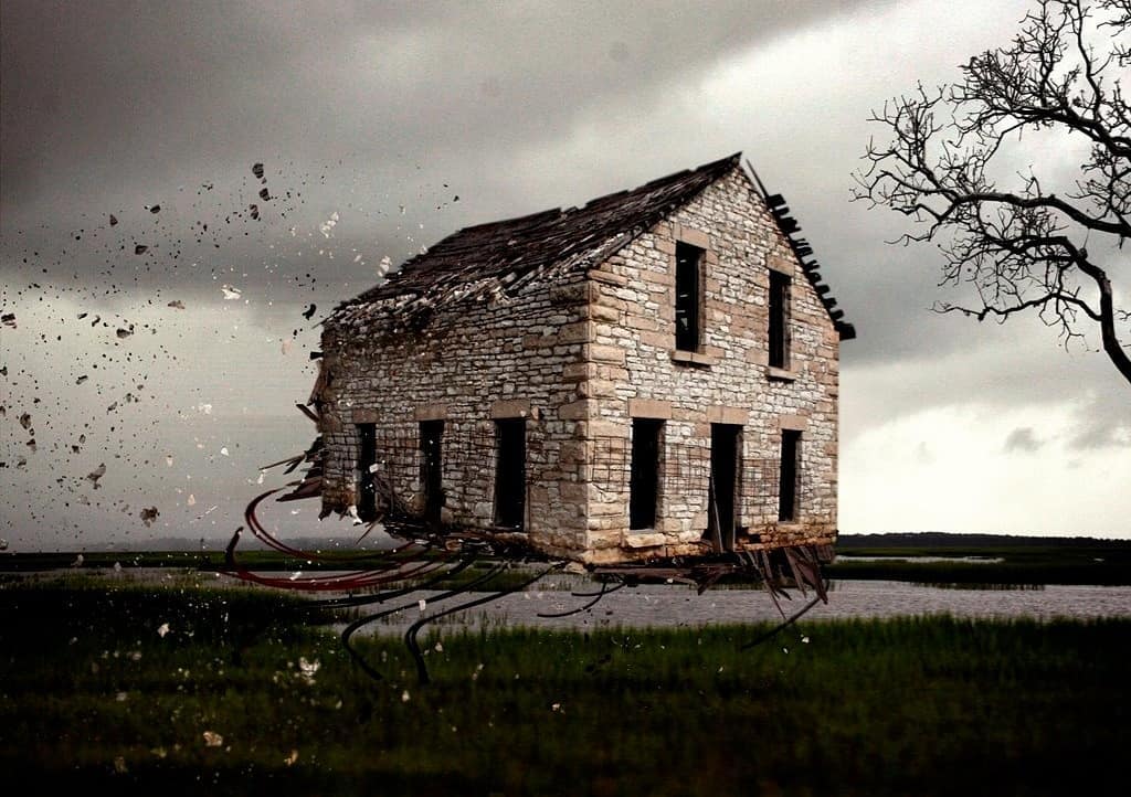 “Look At Usual Things With Unusual Eyes”: Artist Creates Surreal Images ...