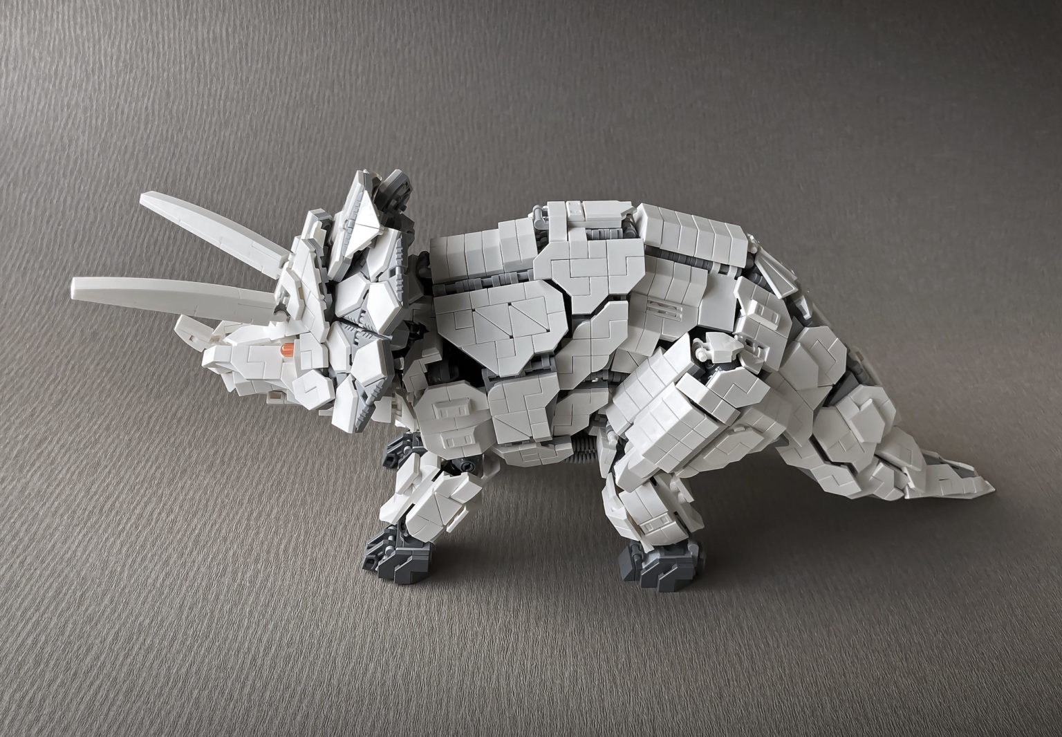 Japanese Artist Creates Superb Mecha Creatures Out of LEGO Bricks ...