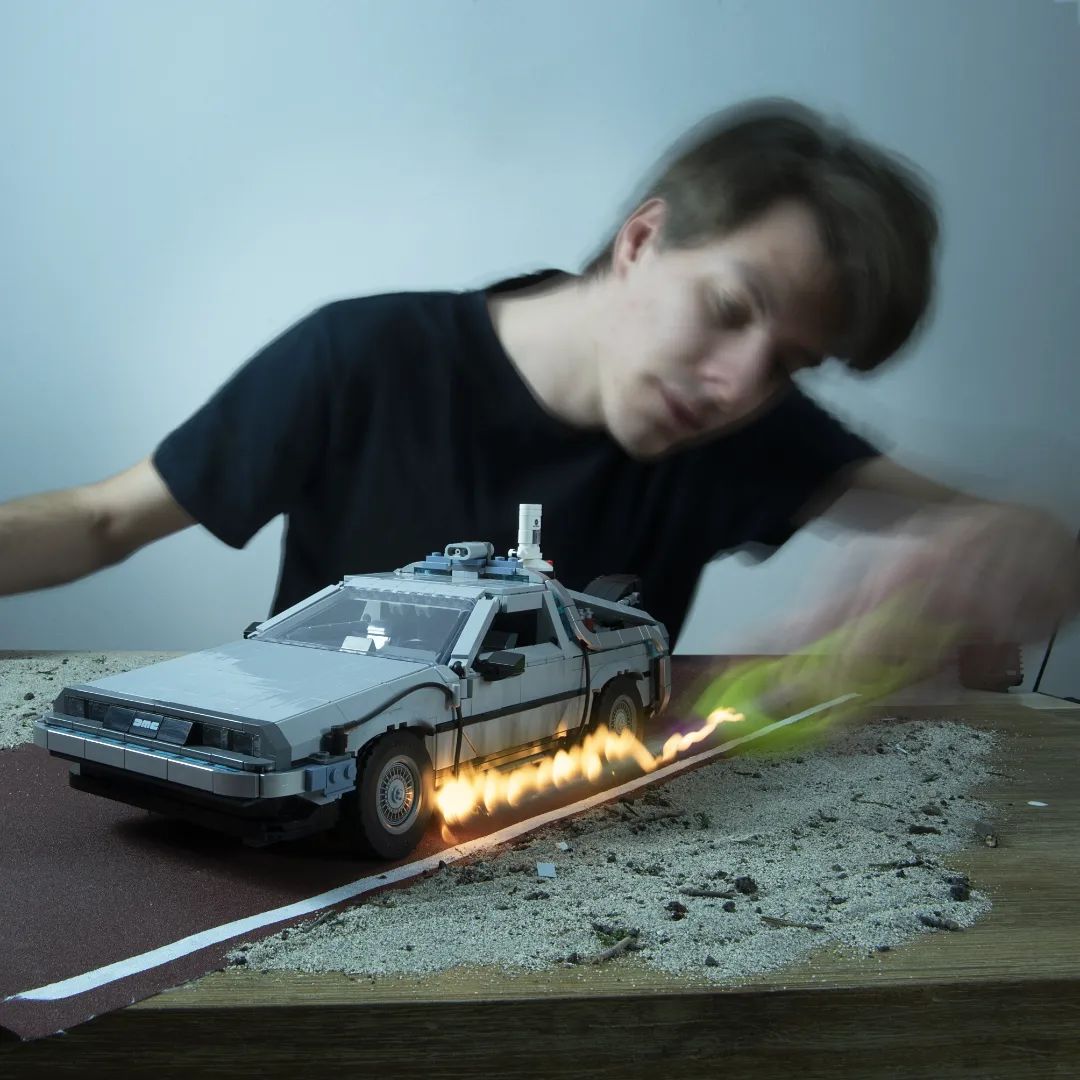 Photographer Creates Small-Scale Action-Packed Scenes Using Toys ...