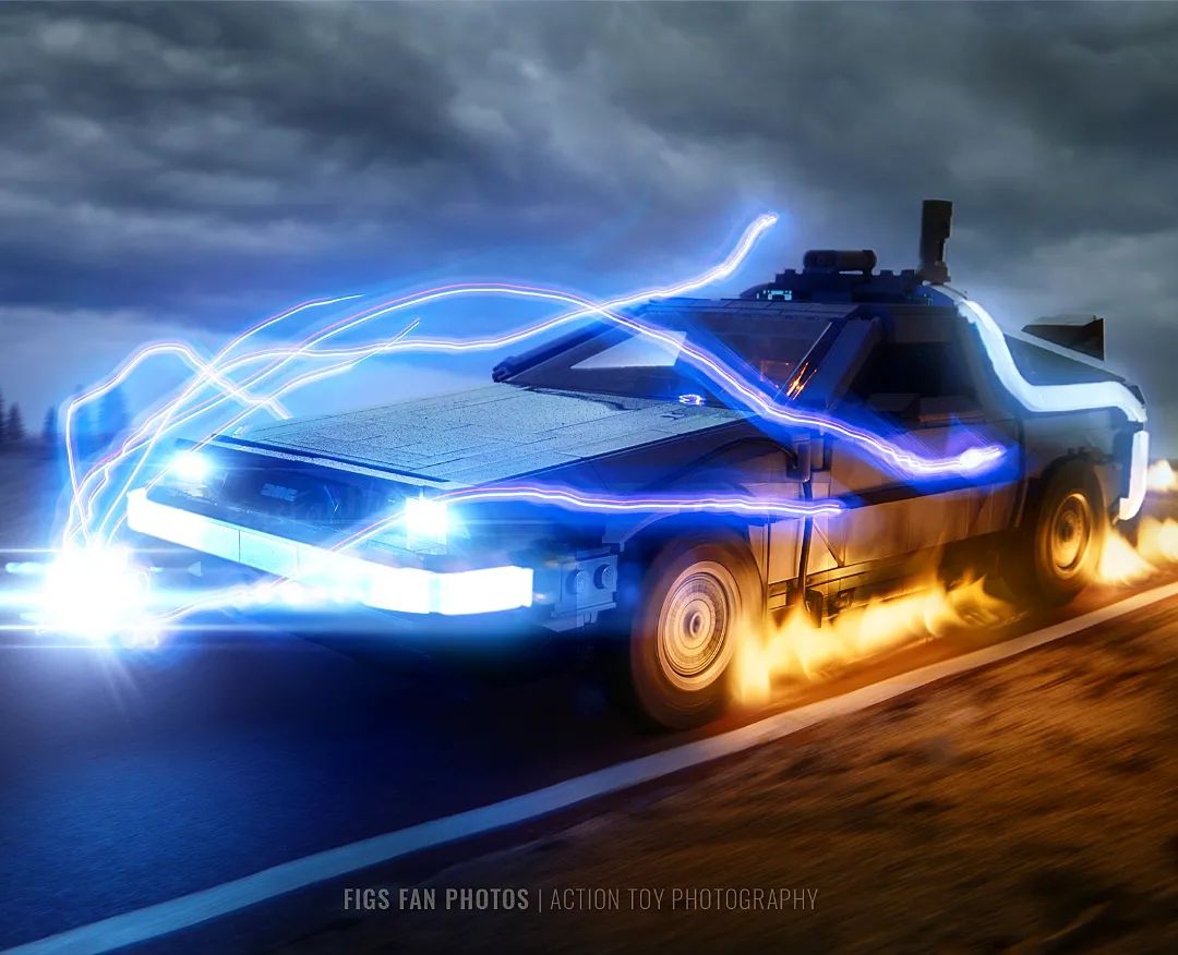 Photographer Creates Small-Scale Action-Packed Scenes Using Toys ...