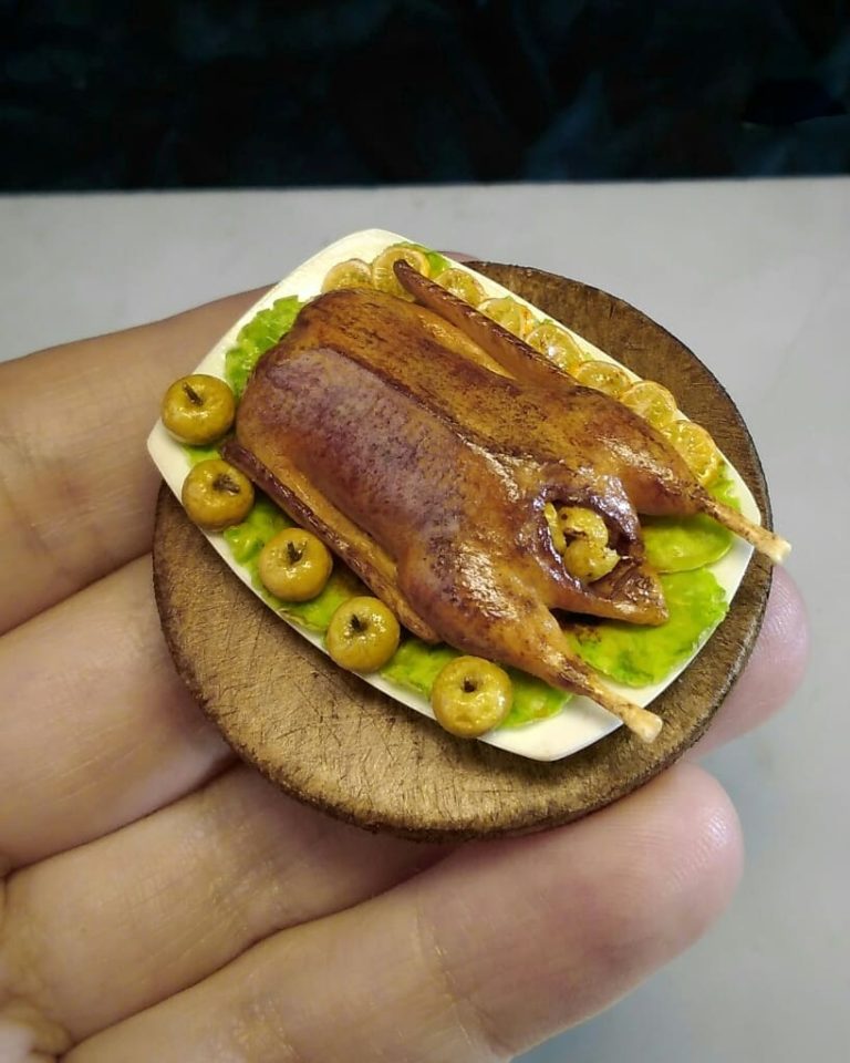 Ukrainian Artist Creates Realistic Miniature Sculptures With Clay ...