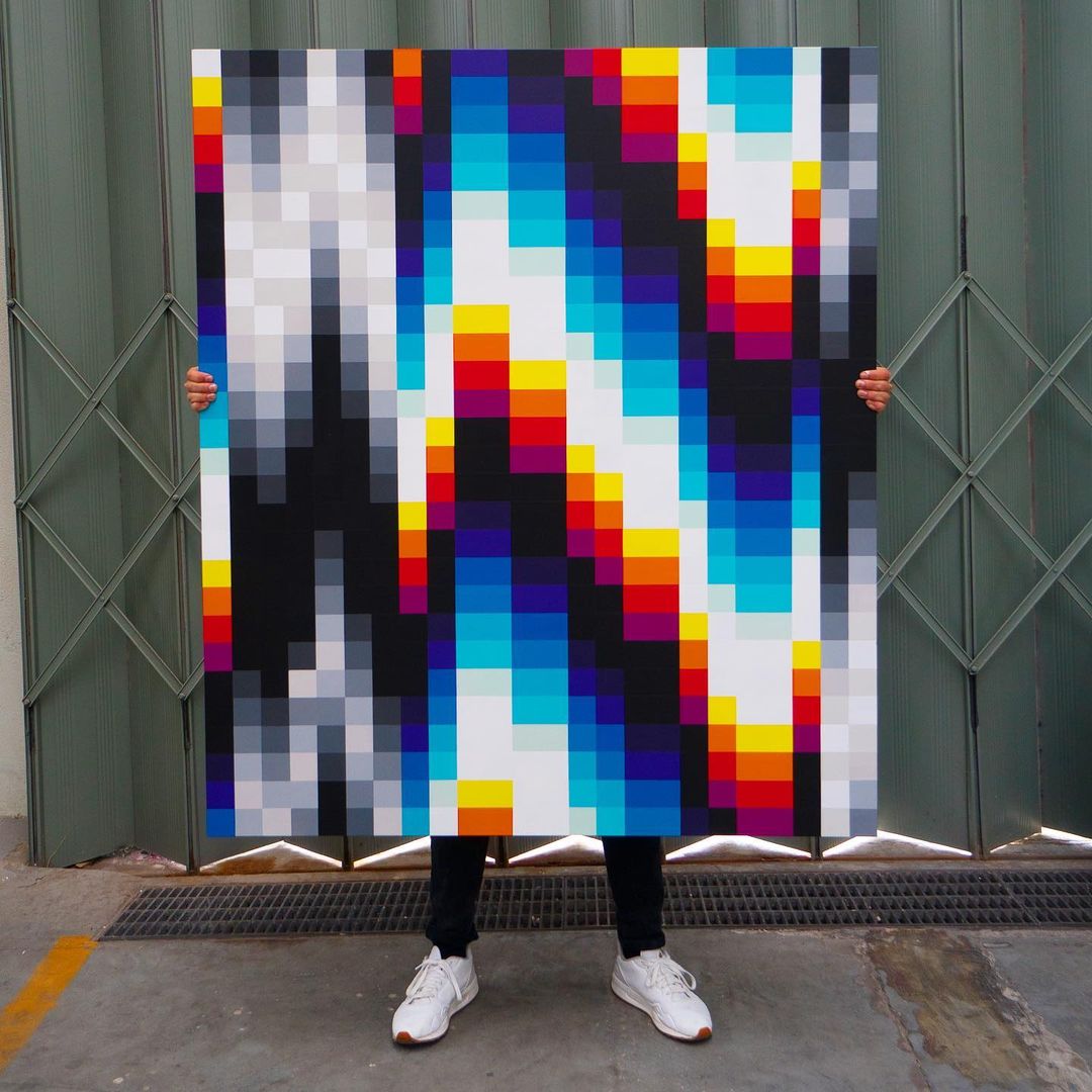 Beyond The Streets: The Superb Chromatic Artworks by Felipe Pantone ...