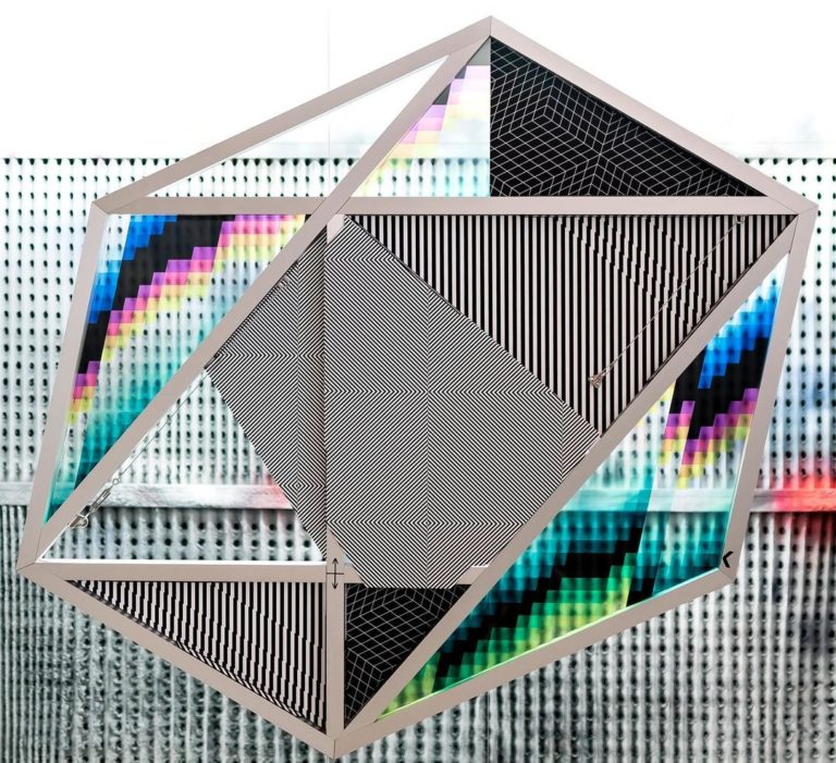Beyond The Streets: The Superb Chromatic Artworks by Felipe Pantone ...