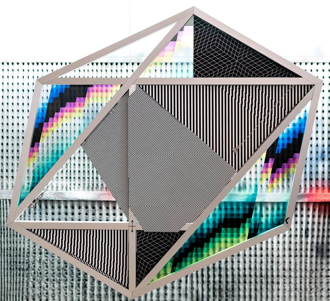Beyond The Streets: The Superb Chromatic Artworks by Felipe Pantone ...