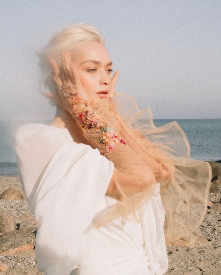 Self-Taught Artist Uses a Unique, Personalized Art Technique of ...