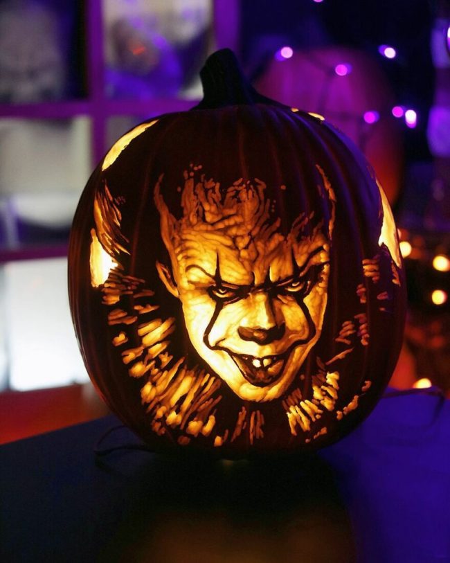 Artist Creates Incredibly Detailed Pumpkins With References To Pop ...