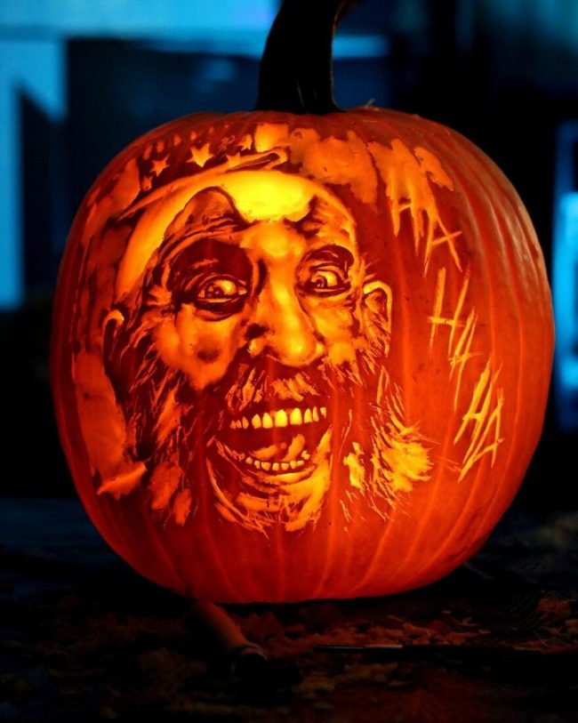 Artist Creates Incredibly Detailed Pumpkins With References To Pop ...