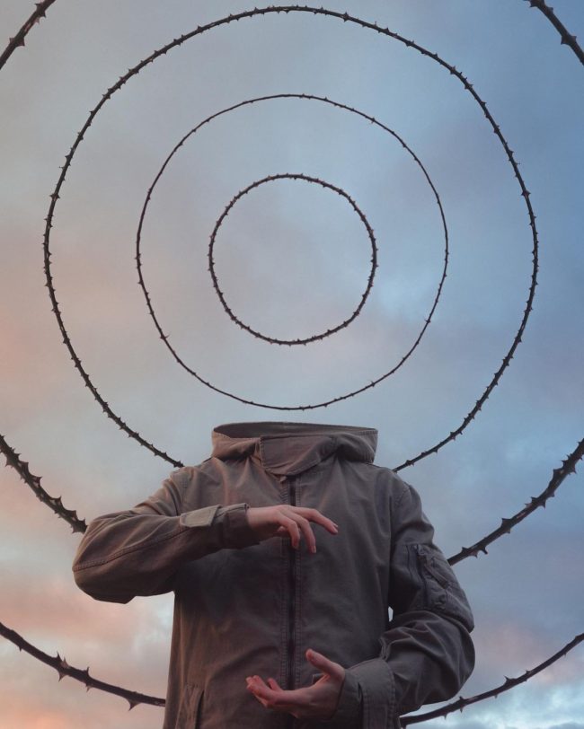 The Superb Surreal Self-Portraits by Karl Roberts » Design You Trust ...