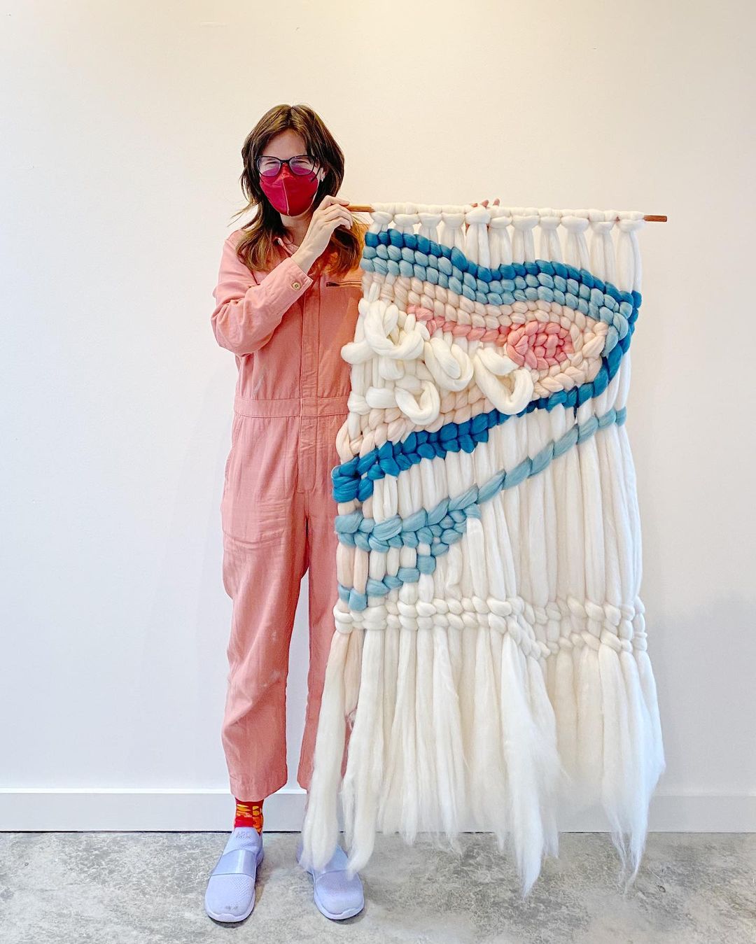 Fiber Artist Creates Large Woven Wall Hangings and Installations ...