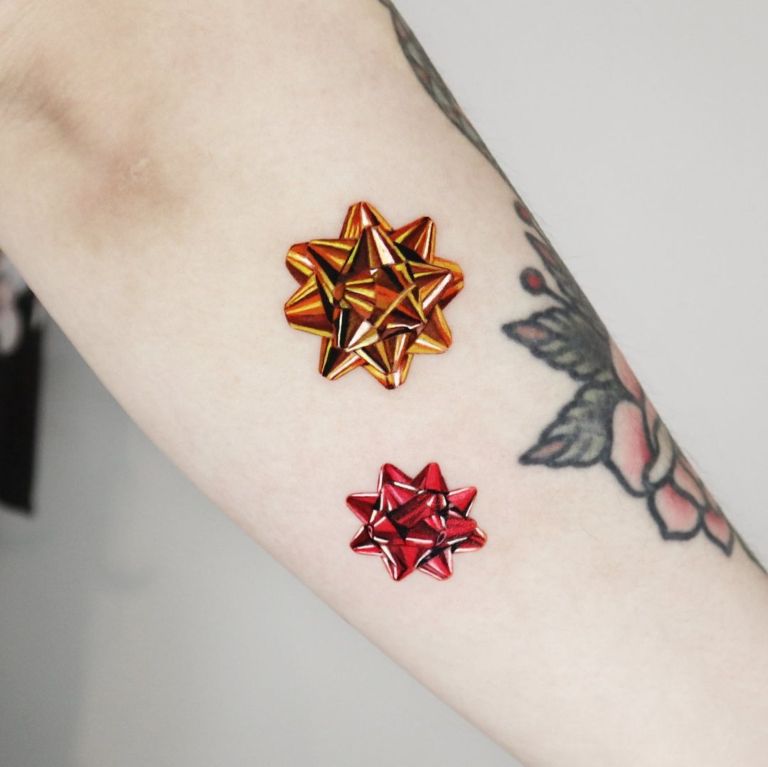 Golden Ink Mastercraft: Hyper-Realistic Golden Tattoos Created by Jooa ...