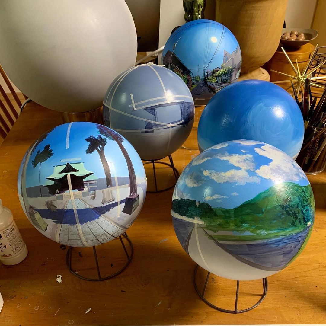 The Incredible Hyper-Realistic Spherical Paintings of Japanese Artist ...