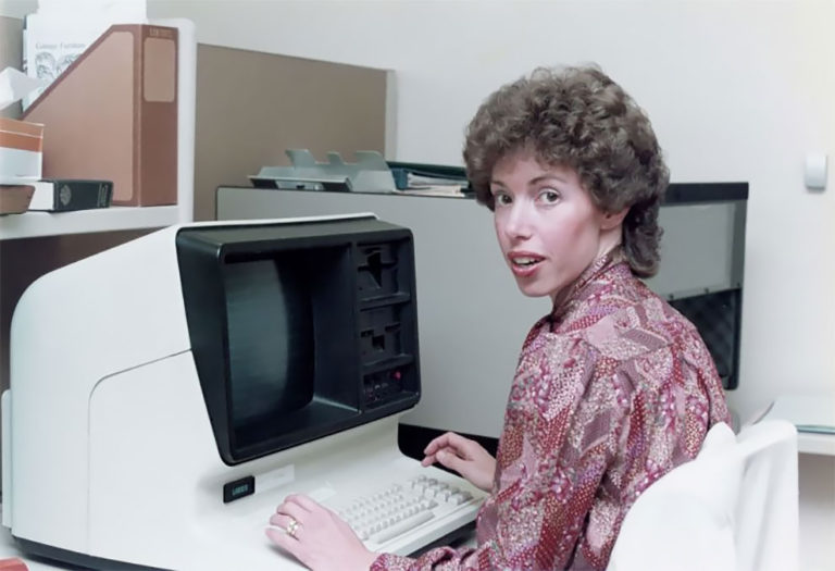 A Look Back at the Workplaces and Offices of the 1970s and 1980s ...