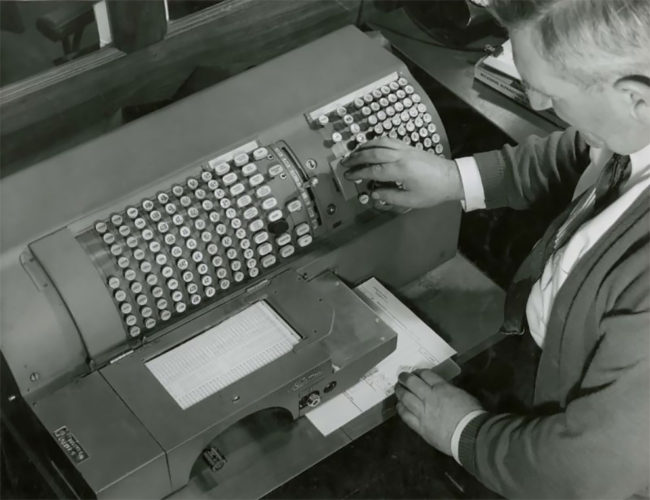 A Look Back at the Workplaces and Offices of the 1970s and 1980s ...