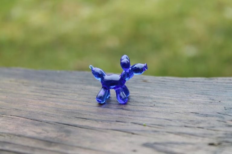 Artist Creates A Whimsical Tiny Glass Balloon Dog Figurines » Design ...