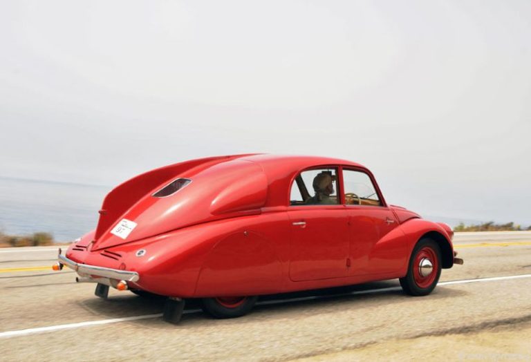 The Tatra 97: A Futuristic Mid-Size Car That Met an Untimely End ...