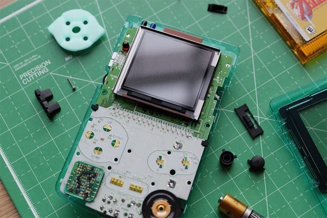 Matthew Gilbert’s Incredible 3D Model of the Nintendo Gameboy Color ...