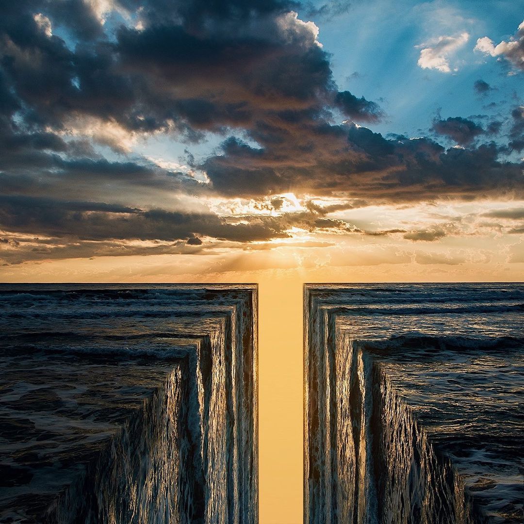 Exploring the Power of Surreal Landscapes – The Otherworldly Art of ...