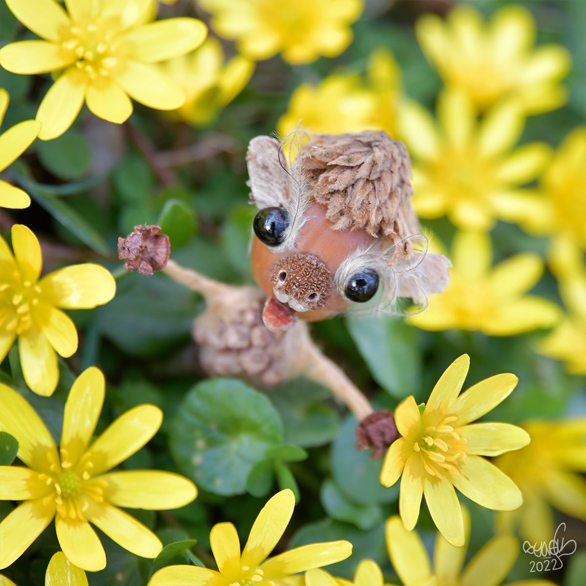 This Artist Crafts Tiny Forest Creatures from Natural Elements » Design ...