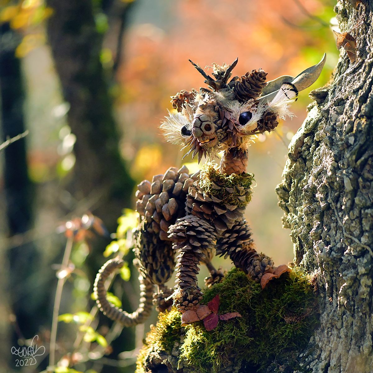 This Artist Crafts Tiny Forest Creatures from Natural Elements » Design ...