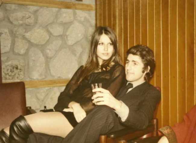 Love And Fashion In The 1970s Vintage Photos Of Young Couples Design 9786