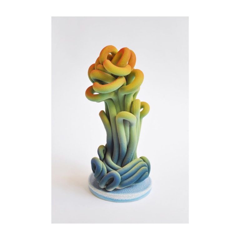 Organic Elegance: Exploring the Ceramic Art of Claire Lindner » Design ...