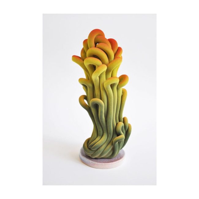 Organic Elegance: Exploring the Ceramic Art of Claire Lindner » Design ...