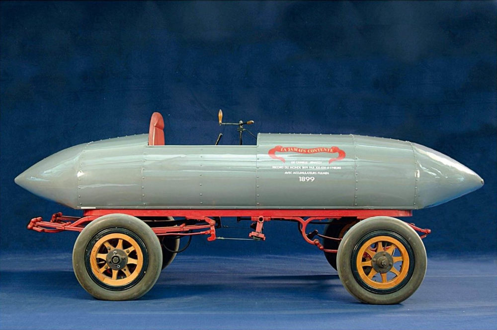 The Never Contented: The Pioneering Speed of La Jamais Contente ...