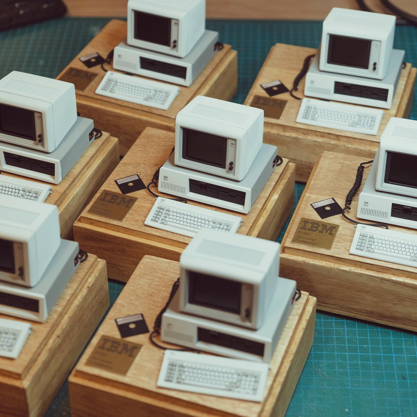 A Nostalgic Adventure into the History of Computing: Join Miniatua ...