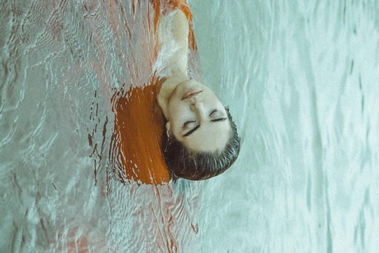 Unveiling Emotion and Identity: The Captivating Portraits of Liz Bretz ...