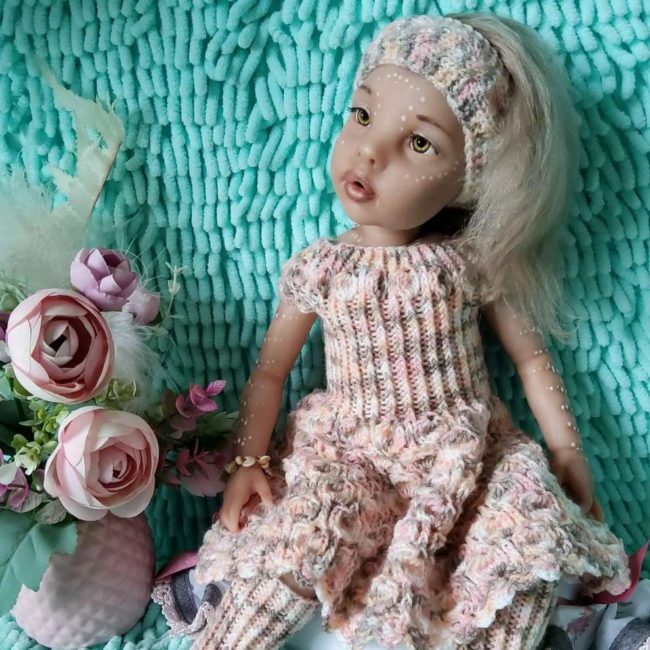 This Artist Creates Unique Silicone Alien Baby-Dolls, And They Are ...
