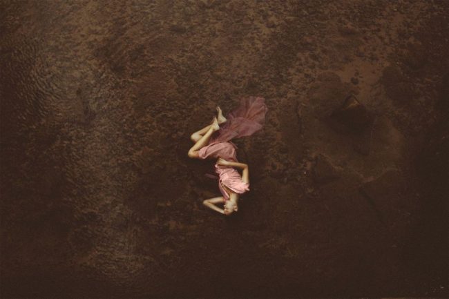 Unveiling Emotion and Identity: The Captivating Portraits of Liz Bretz ...