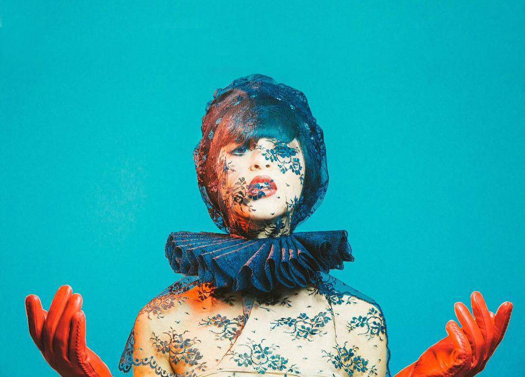 Unveiling Emotion and Identity: The Captivating Portraits of Liz Bretz ...