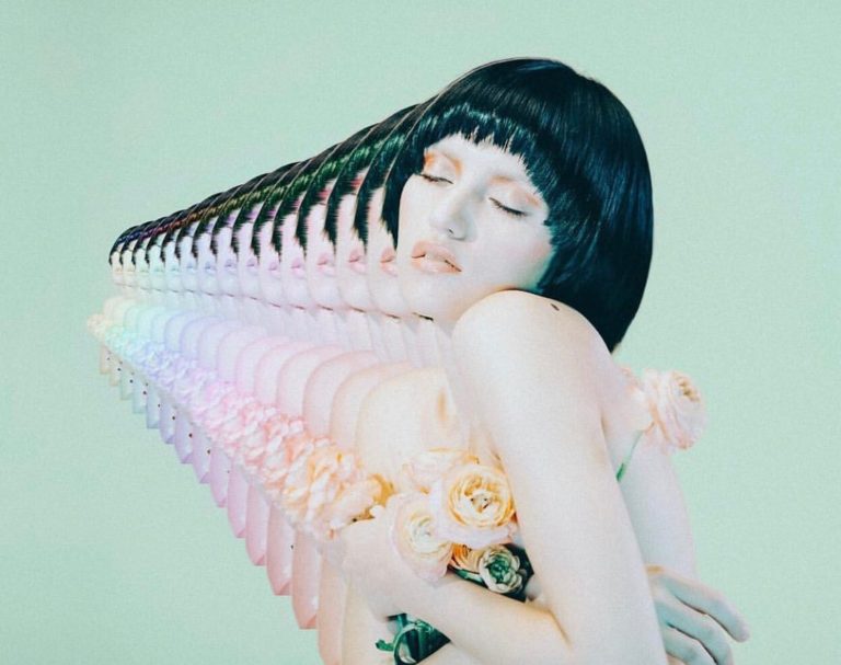 Unveiling Emotion and Identity: The Captivating Portraits of Liz Bretz ...