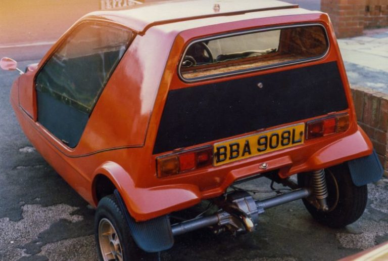 A Visual Journey Through the History of the Bond Bug: The Three-Wheeled ...