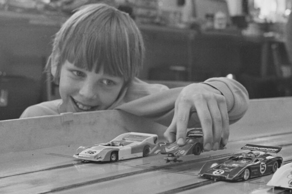 Slot Car Racing: The Hobby that Took America by Storm and Then Vanished ...