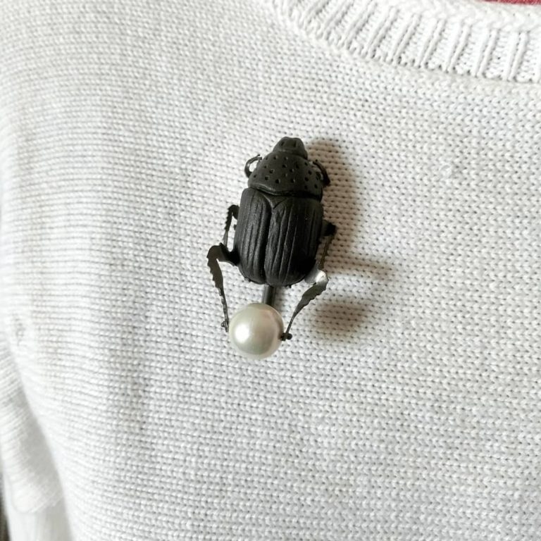 Wearable Insects by Samantha Dennis » Design You Trust — Design Daily ...