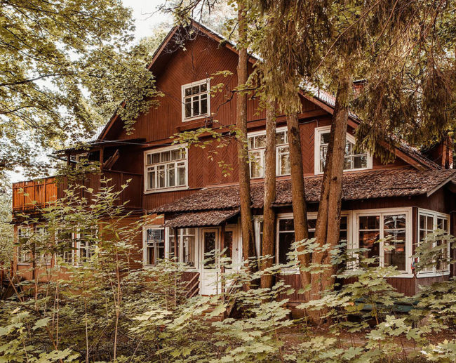 Photographer Fyodor Savintsev Captures ‘The Dacha’, A Unique Soviet ...