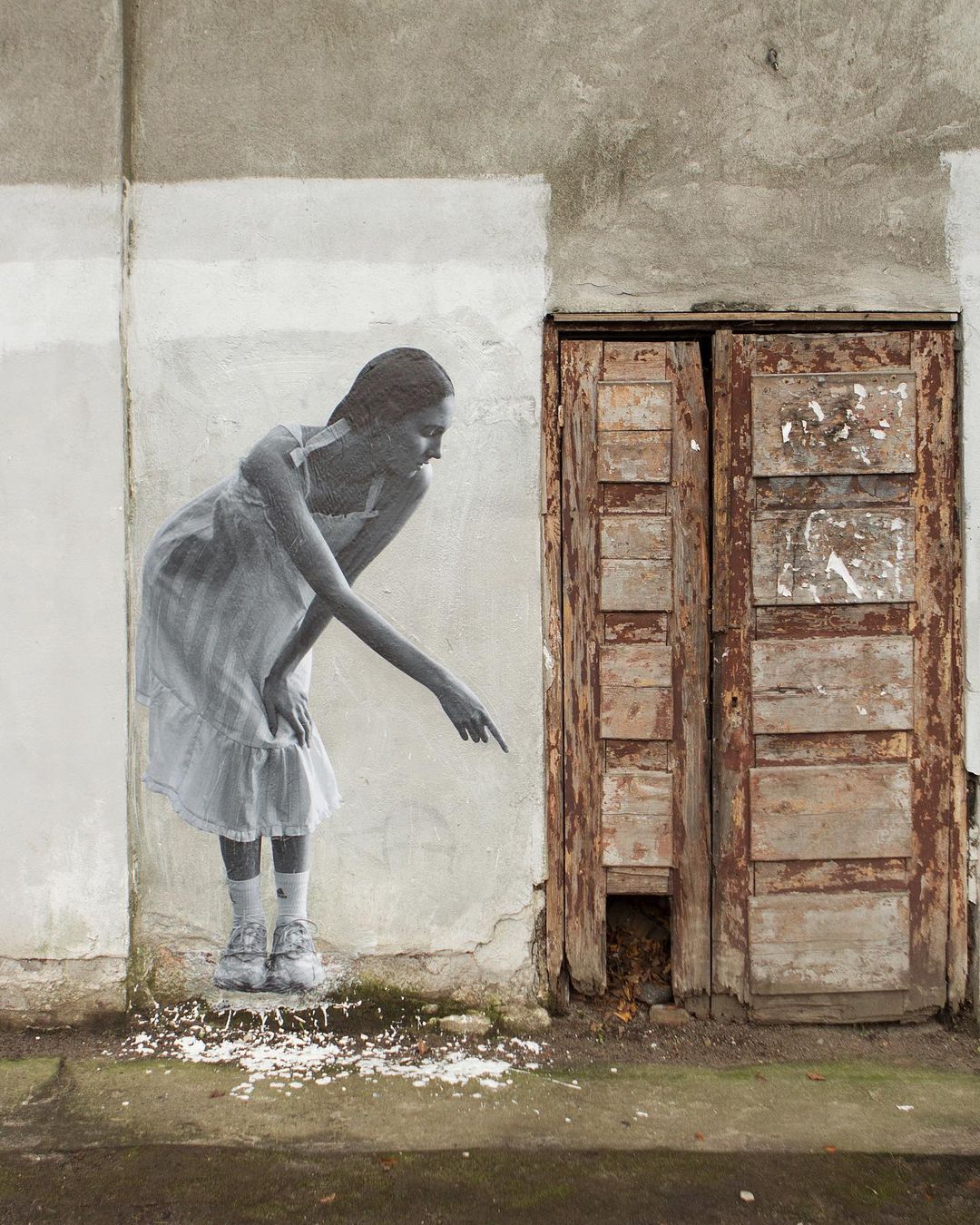 Meet Fernando, The Enigmatic Street Artist Whose Masterpieces Speak ...