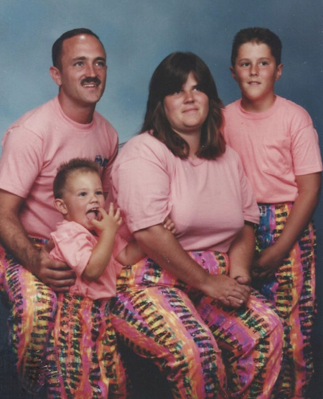 Finally, The 2024 Awkward Family Photos Calendar Is Here! » Design You ...