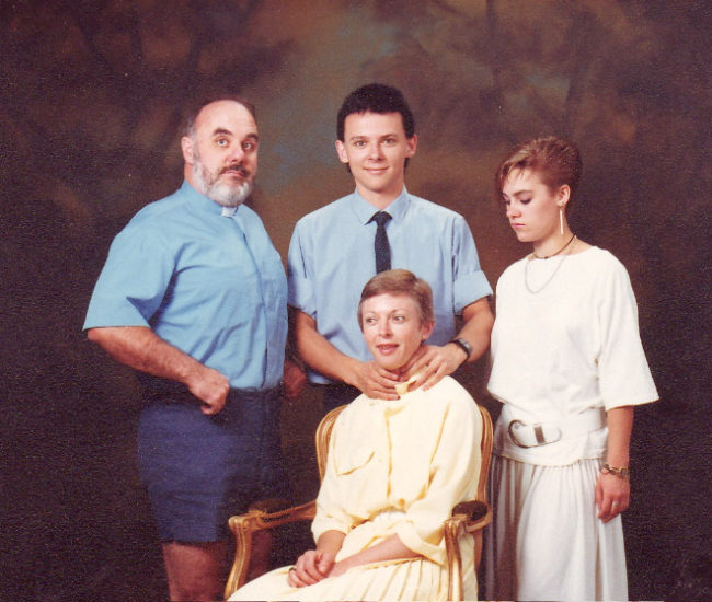 Finally, The 2024 Awkward Family Photos Calendar Is Here! » Design You ...