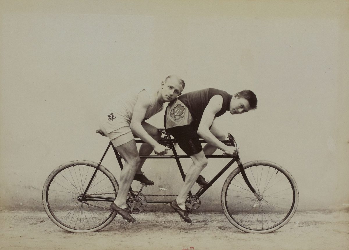 Amazing Vintage Photos of Tandem Cycling Taken by Jules Beau from The ...