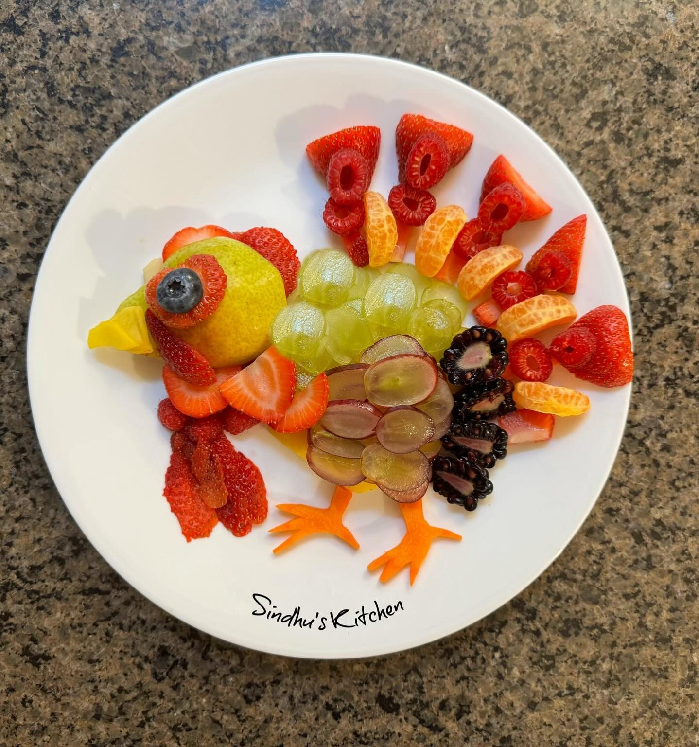 Indian Mom Creates Tiny and Minimalistic Food Art » Design You Trust ...