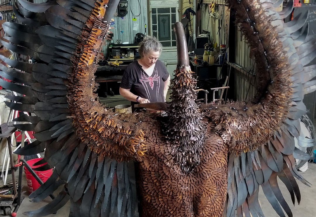 Artist Makes Stunning Sculptutes From Scrap Metal And Other Discarded ...