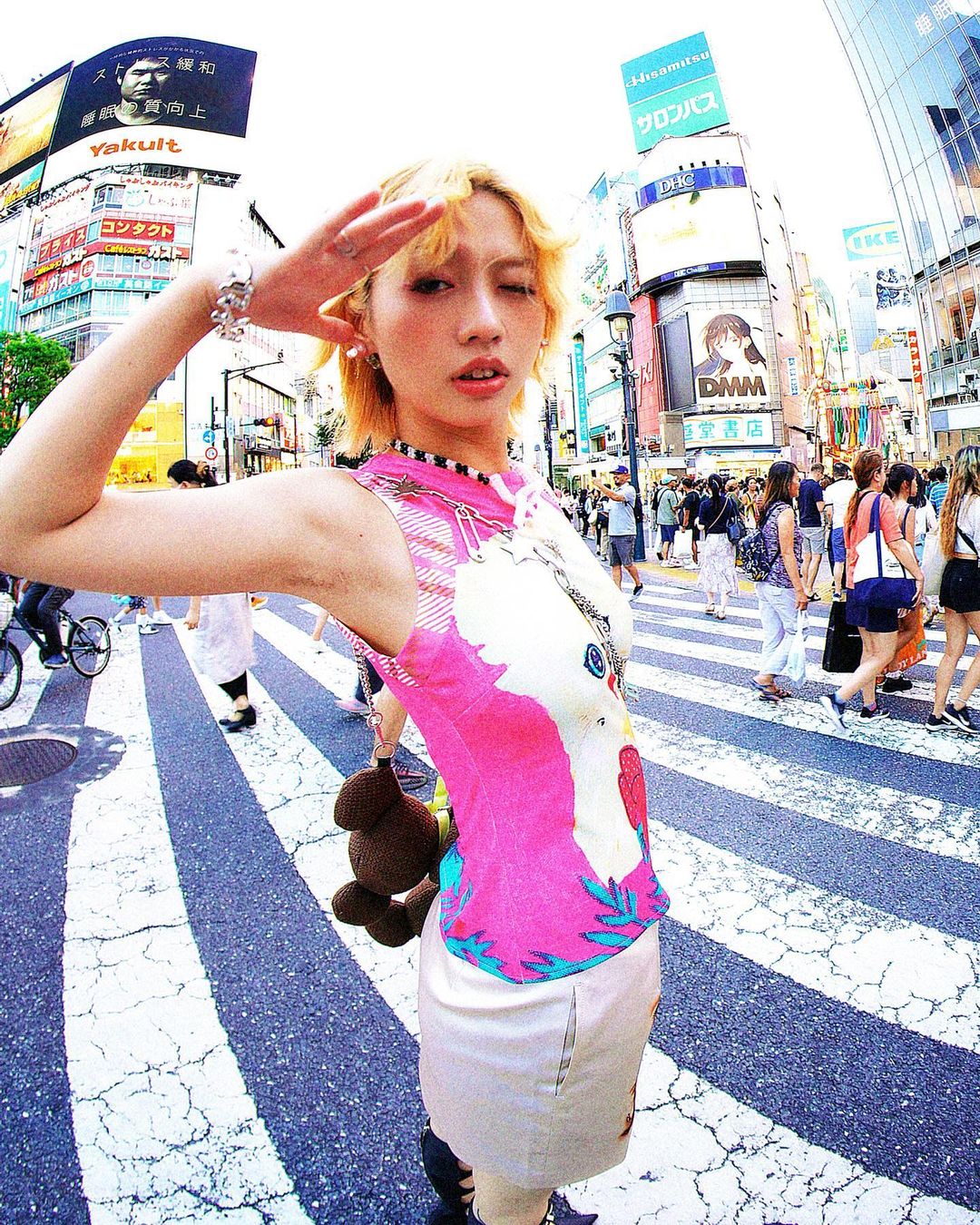 Experience Japan in the Year 2000 Through the Eyes of This Photographer ...