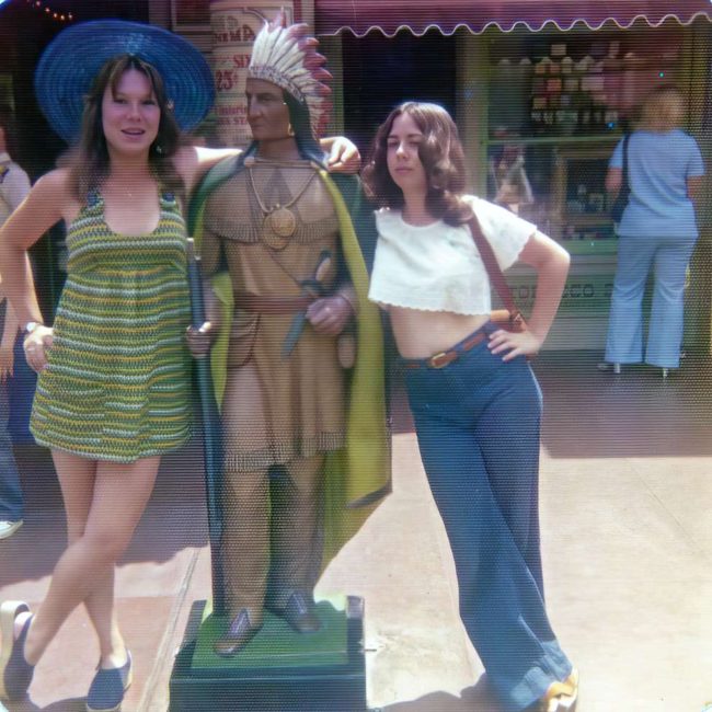 Vintage Photos That Show Lifestyle of Young People in the 1970s ...