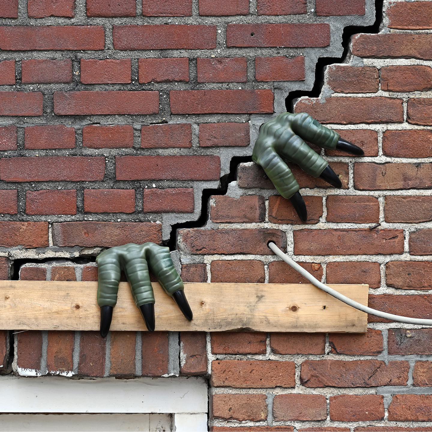 This Artist Transforms Cityscapes into Funny Whimsical Installations ...